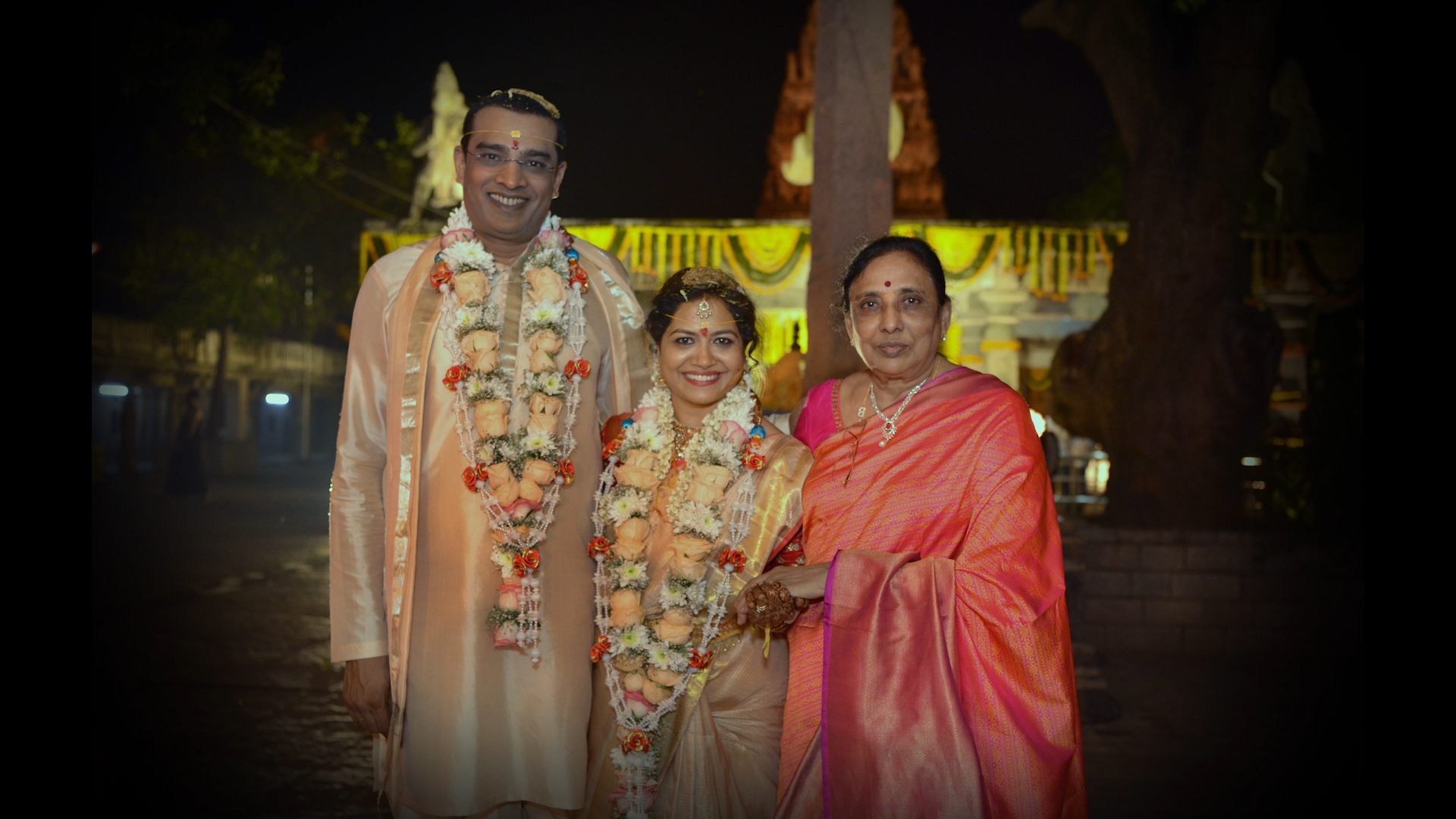 సునీత (సింగర్) Photos & Images # 5808 - Filmibeat Telugu