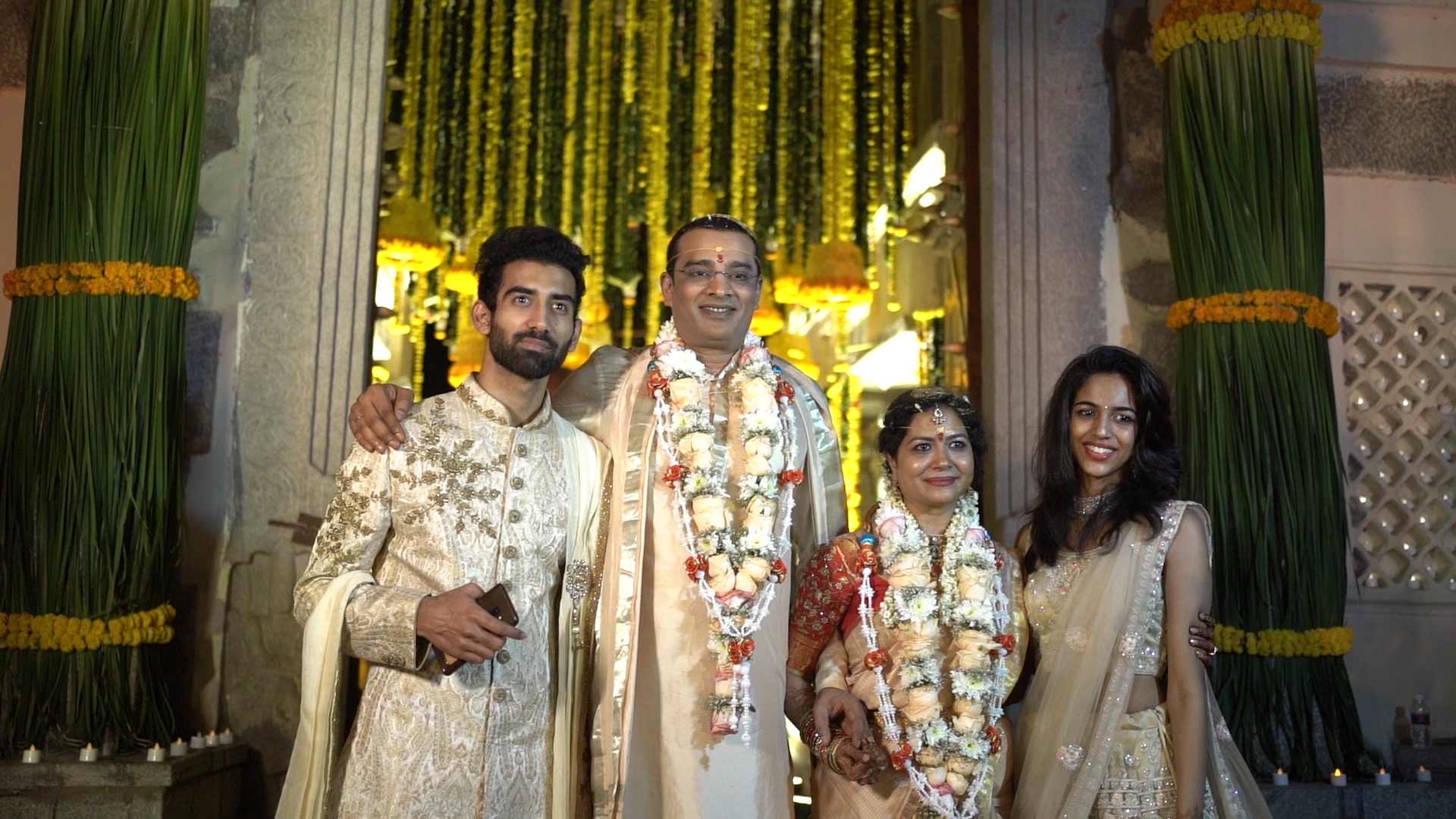 సునీత (సింగర్) Photos & Images # 5813 - Filmibeat Telugu