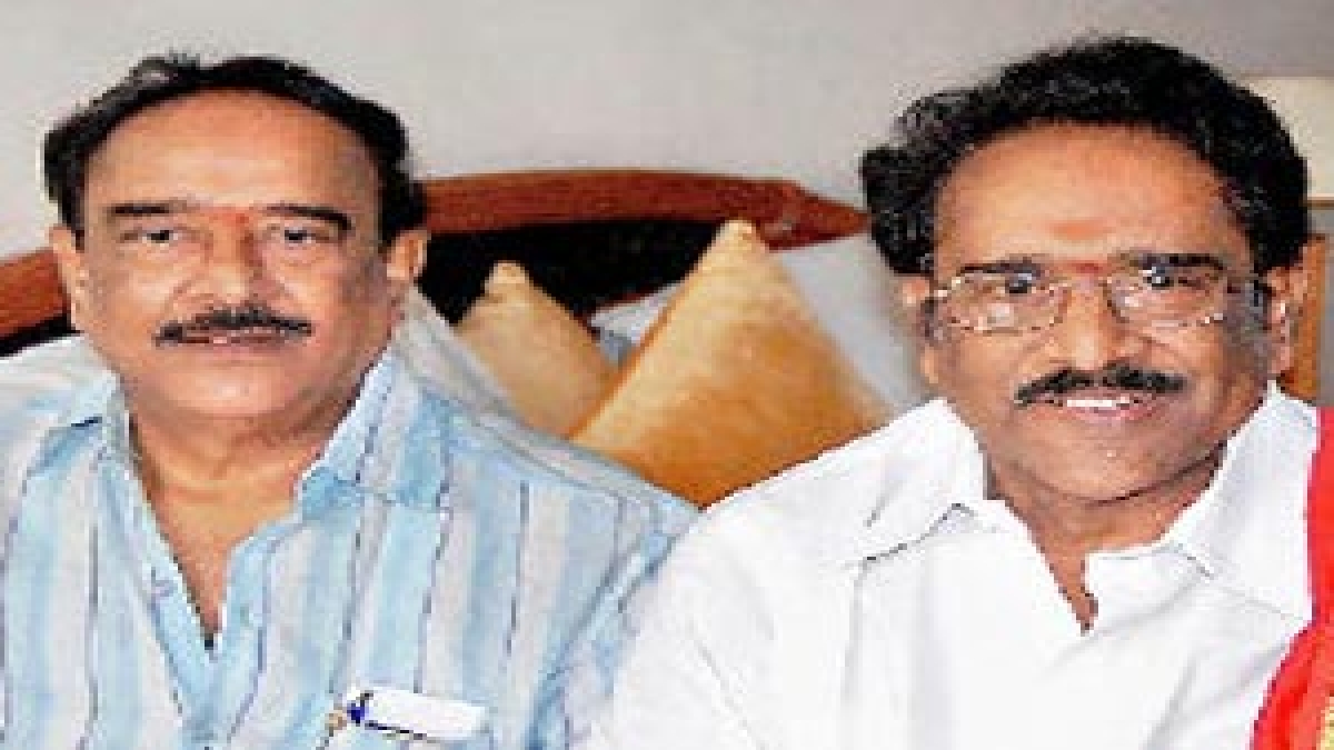 ఏం కోల్పోయామో తెలుస్తోంది:పరుచూరి బ్రదర్శ్ | Paruchuri Brothers about ...