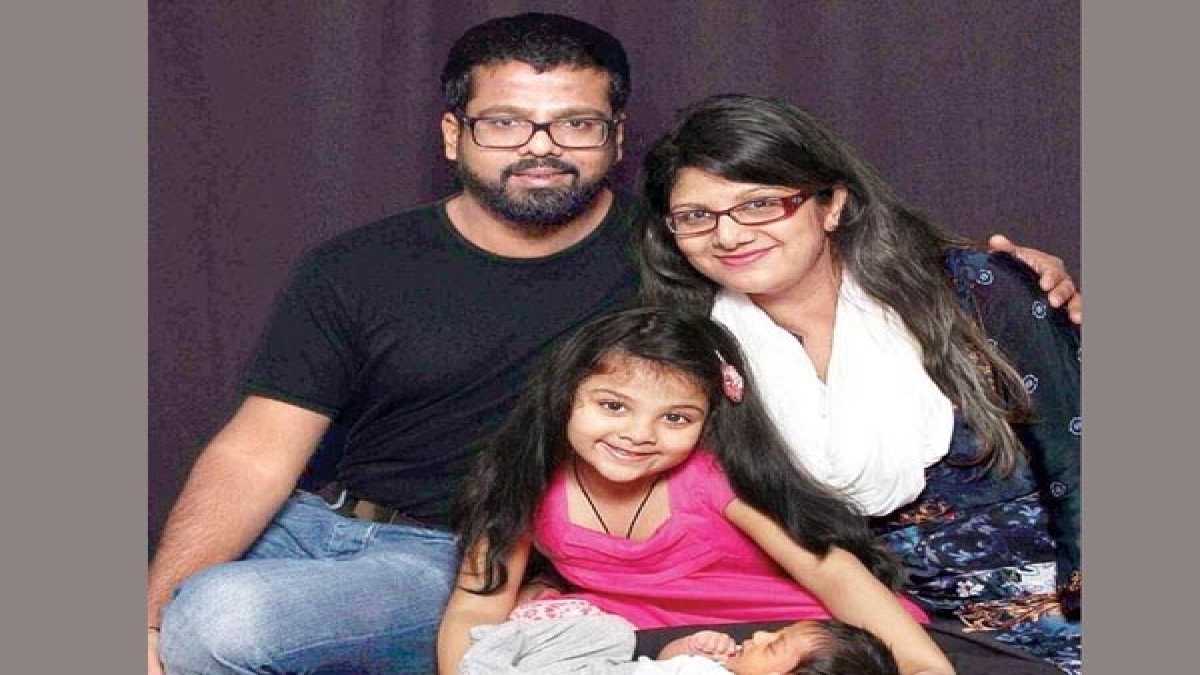 ఫొటో: మాజీ హీరోయిన్ రంభ ఫ్యామిలీ | Photo: Actress Rambha Family Photo ...