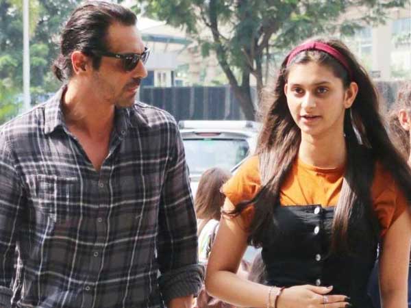 వెండితెరపై మరో ప్రముఖ హీరో కూతురు.. త్వరలోనే సినిమాల్లోకి ఎంట్రీ ...