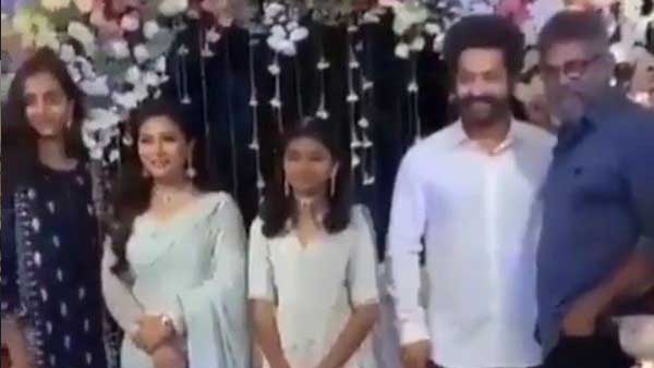 Sukumar Family Function: ఎన్టీఆర్, మహేశ్‌ను కలిపిన సుక్కూ.. చరణ్ అందుకే ...