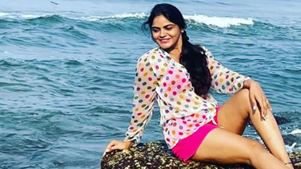 కార్తీకదీపం సీరియల్ నటి అర్ధనగ్నంగా ఫొటో.. బాత్ టబ్బులో దుస్తులు లేకుండా షాకింగ్.. | Karthika ...