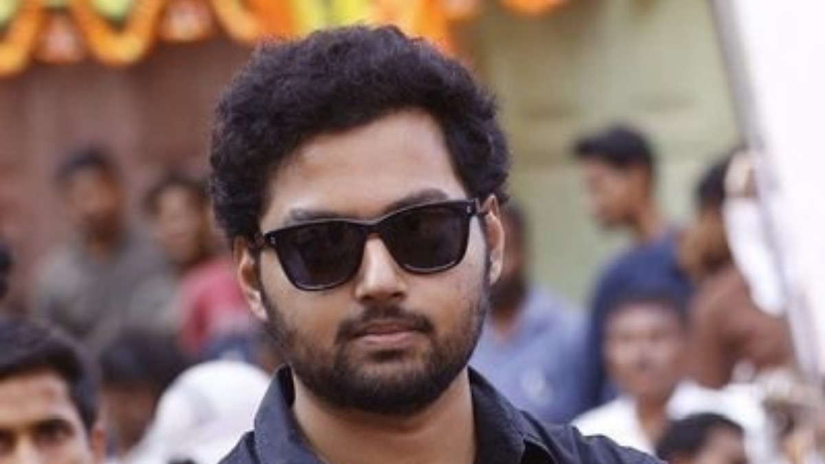 Mokshagna నందమూరి అభిమానులూ ఊపిరి పీల్చుకోండి... యంగ్ లయన్ దిగుతోంది ...